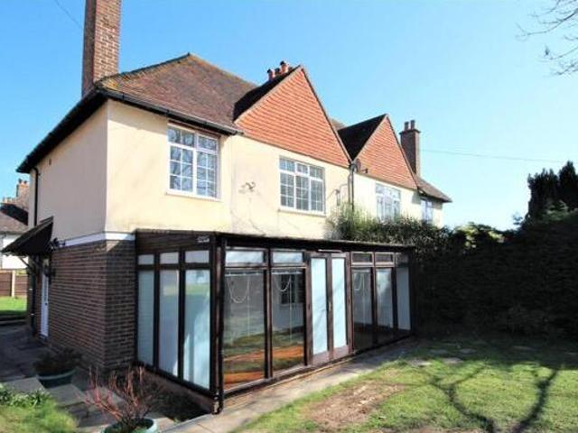 Fowlers Croft, Compton, 3 Bedroom House