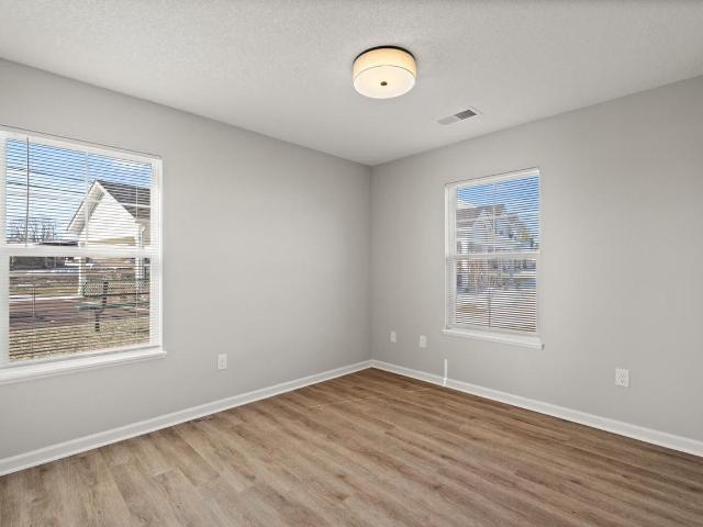 Foxtail Pointe 2 Bedroom Apartment for Rent at 8810 Old Highway 60, Sellersburg, IN 47172