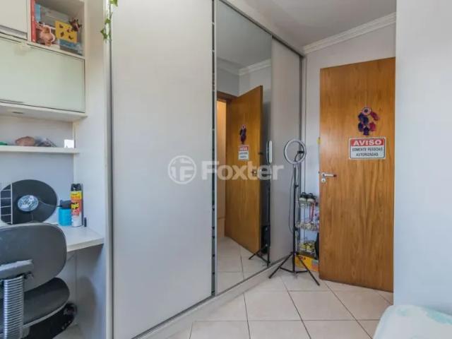Foxter vende excelente apartamento, com 3 quartos, sendo um suíte, 2 vagas no bairro Tristeza