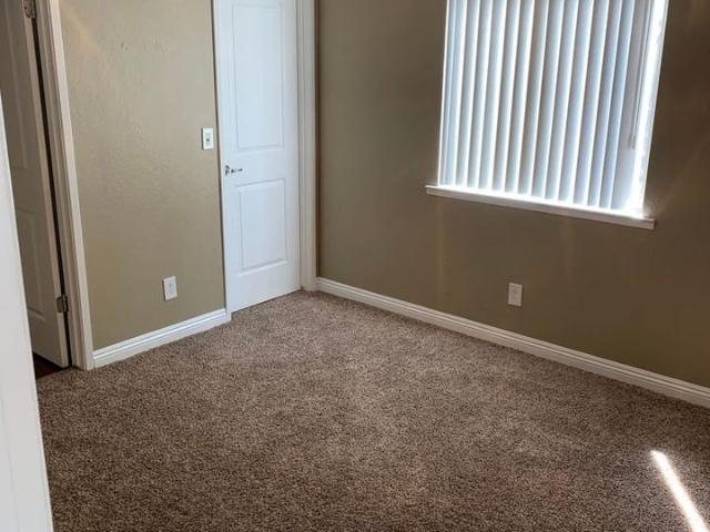 Foxwood Apartment Homes 2 Bedroom Apartment for Rent at 6655 N Fresno St, Fresno, CA 93710