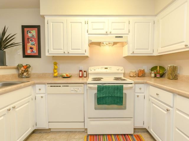 Foxwood Apartments