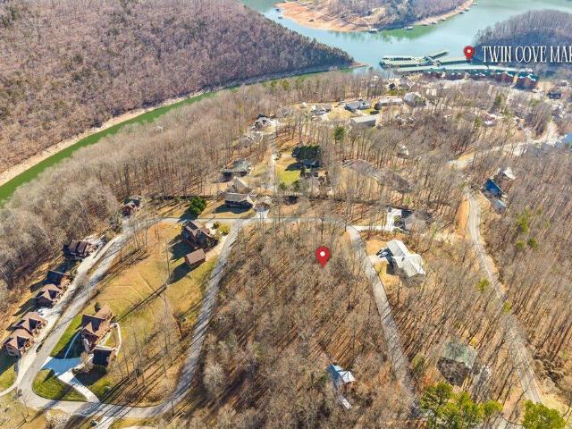 Foxwood Drive, Caryville, TN 37714