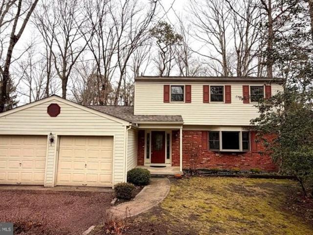 Foxwood Ln, Medford, Home For Sale