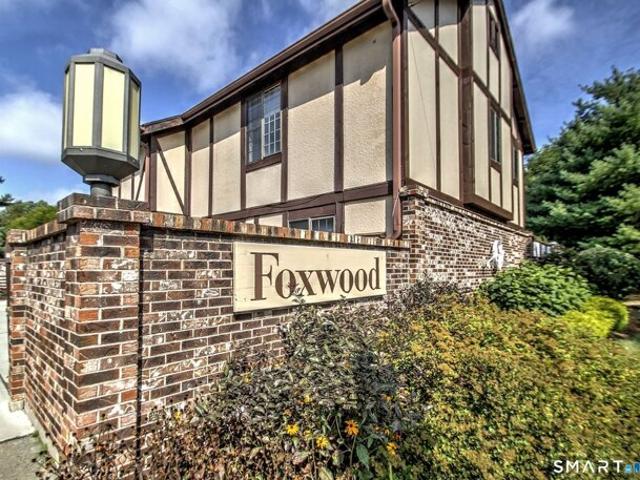 Foxwood Ln Unit,milford, Condo For Sale