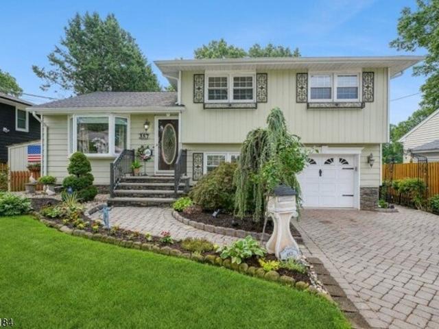 Foxwood Rd, Union Twp, Home For Sale