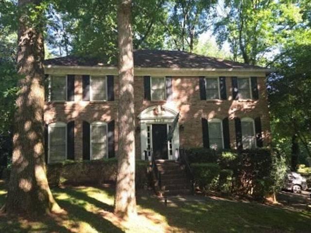 Foxwood Rd