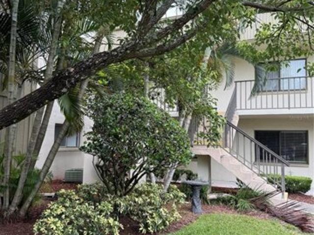 Fox Chase Cir N Apt,palm Harbor, Condo For Sale