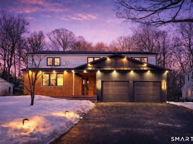 Fox Chase Ln, West Hartford, Home For Sale