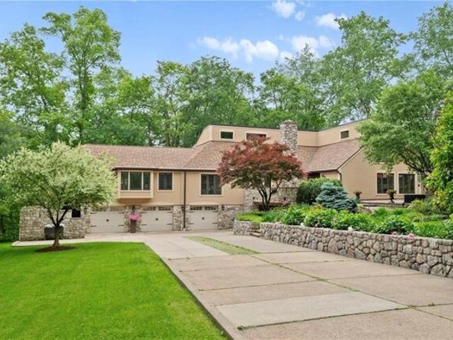 Fox Chapel Rd, Pittsburgh, Home For Sale