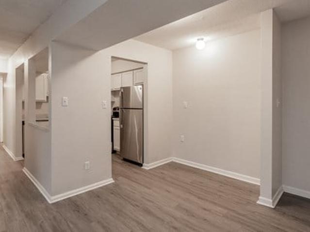 Fox Creek Apartments Three Bedroom