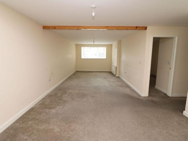 Fox Apartments, Silver Street, Stainforth DN7, 2 bed flat to rent, £550 pcm | PrimeLocation