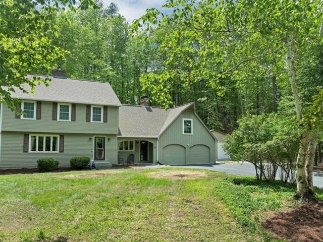 Fox Den Rd, Hollis, Home For Sale