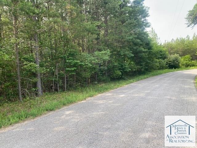 Fox Fire Rd, Martinsville, VA 24112