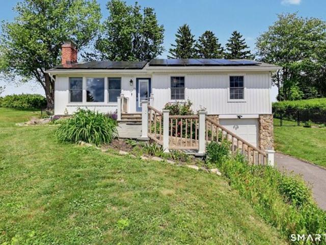 Fox Hollow Rd, New Fairfield, Home For Sale