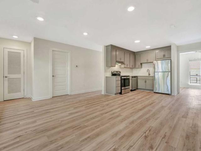 Fox Hall 1 Bedroom Apartment for Rent at 1613 13th Ave S, Birmingham, AL 35205 Five Points South