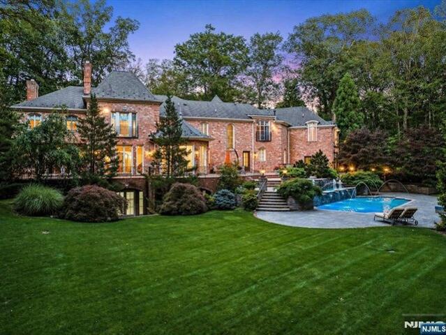 Fox Hedge Rd, Saddle River, Home For Sale