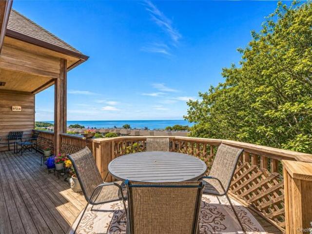 Fox Hill Dr, Baiting Hollow, Condo For Sale