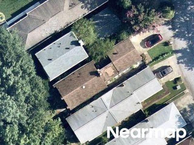 Fox Ln SE