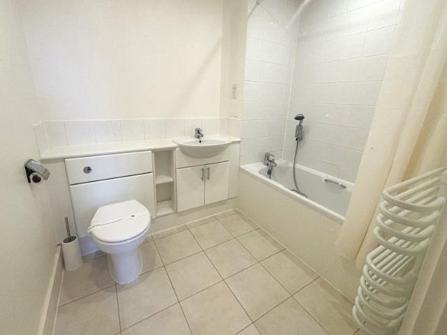 Fox Lane North, Chertsey 2 bedrooms Property for lettings Seymours