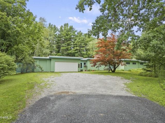 Fox Meadow Ln, Stockbridge, Home For Sale