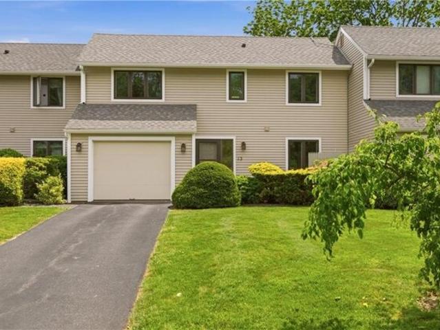 Fox Run, Portsmouth, Home For Sale