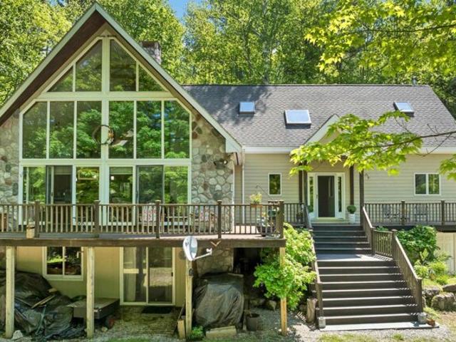 Fox Run Rd, Stoddard, Home For Sale