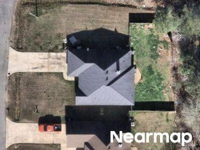 Foxchase Dr