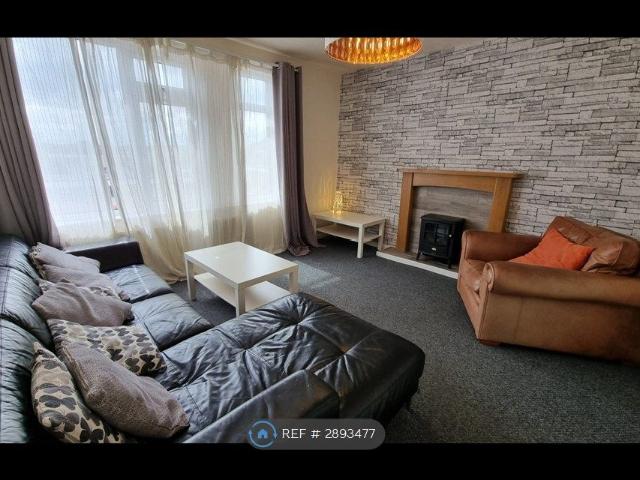 Foxcroft Way, Leeds LS6, 4 bed shared accommodation to rent, £1,269 pcm | PrimeLocation