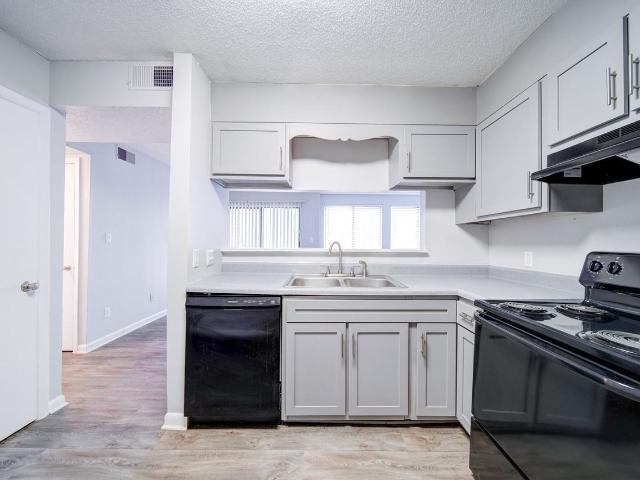 Foxcroft Apartments 2 Bedroom Apartment for Rent at 1010 Foxcroft Ln, Statesville, NC 28677