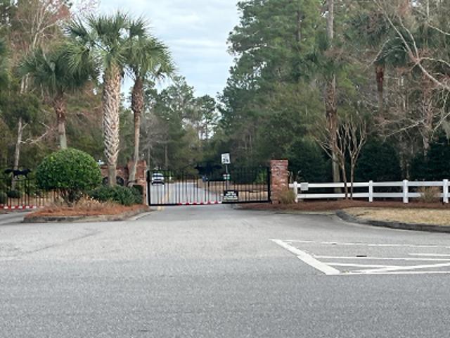 Foxcreek Estate Dr
