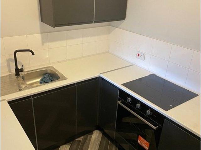 Foxdale Drive, Brierley Hill DY5, 2 bed flat to rent, £750 pcm | PrimeLocation