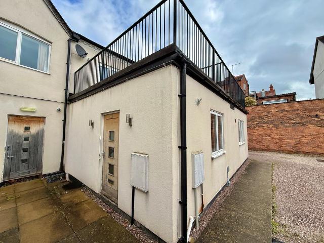Foxes Court, 34 Green End, Whitchurch, Shropshire SY13, 2 bed town house to rent, £750 pcm | PrimeLocation