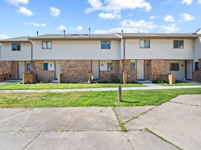 Foxfire Dr, Columbia, Condo For Sale