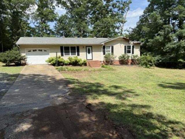Foxfire Dr