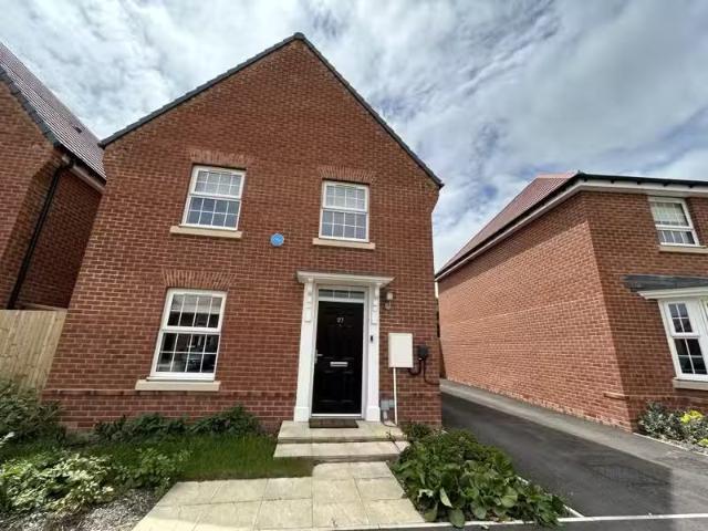 Foxglove Crescent, Shaftesbury