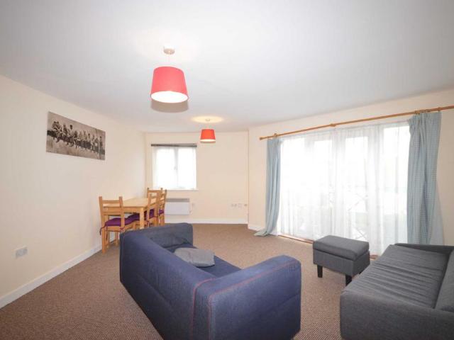 Foxglove Path, Riverside 1 bed apartment to rent £1,348 pcm £311 pw