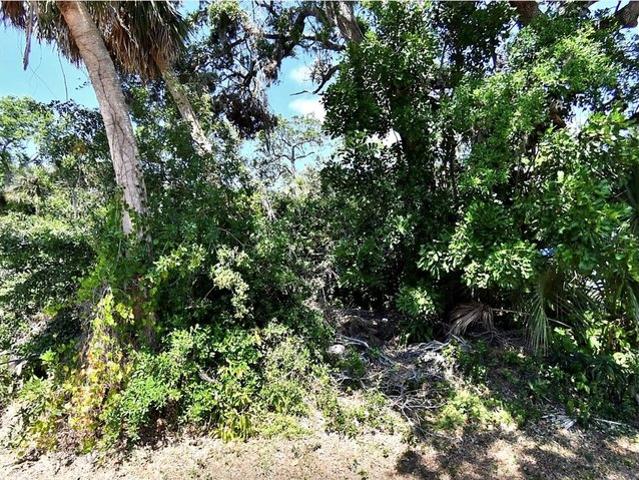 Foxglove Rd, Venice, FL 34293
