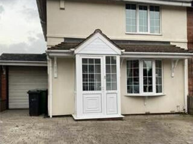 Foxglove Road, Dudley, 2 Bedroom Semi detached