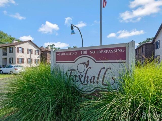 Foxhall Cmn, Middlesex, Condo For Sale