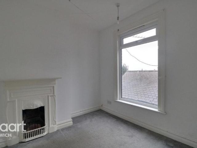 Foxhall Road, IPSWICH 2 bed apartment to rent £1,050 pcm £242 pw