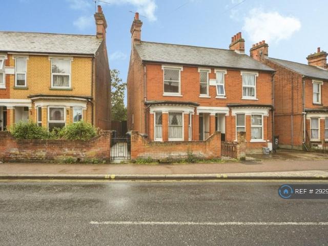 Foxhall Road, Ipswich, IP3 3 bed semi detached house to rent £1,125 pcm £260 pw