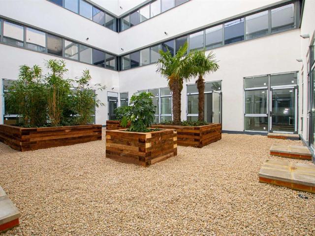 Foxhunter Drive, Linford Wood, Milton Keynes MK14, 2 bed flat to rent, £1,350 pcm | PrimeLocation