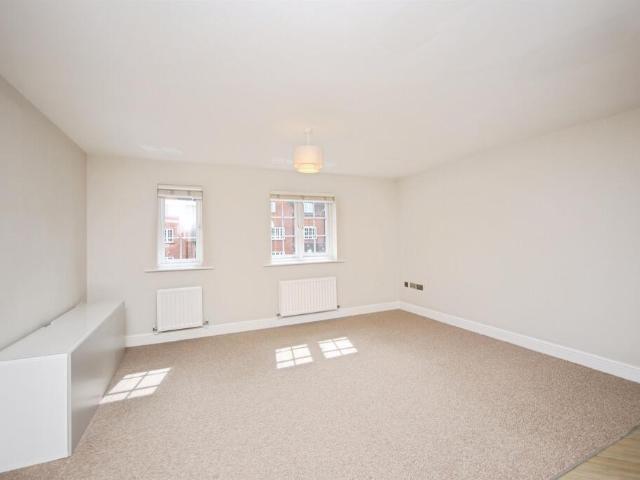 Foxley Drive, Solihull, B91 1 bed flat to rent £1,150 pcm £265 pw