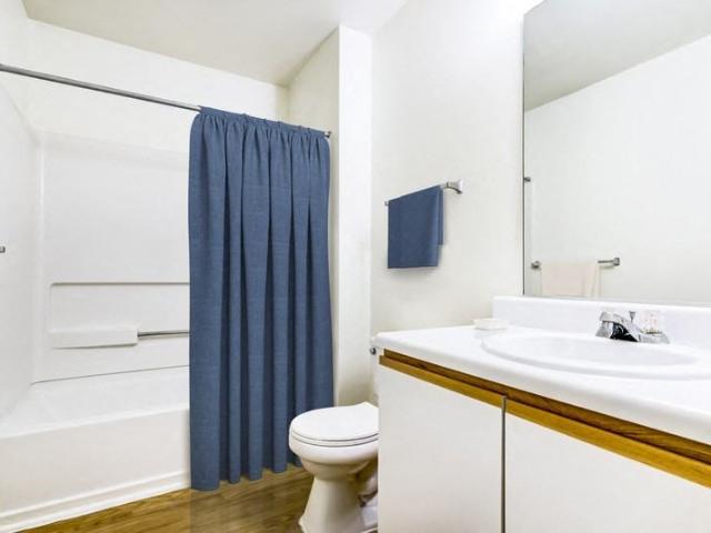 Foxridge Apartments 3 Bedroom Apartment for Rent at 200 Foxridge Cres, Durham, NC 27703