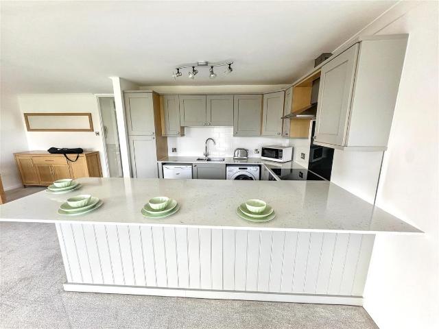 Foye House Bridge Road Leigh Woods, Bristol BS8, 2 bed flat to rent, £1,900 pcm | PrimeLocation