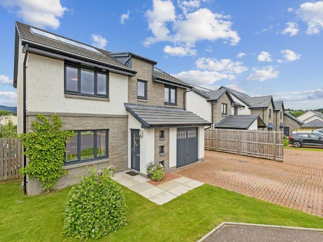 Foyers Way, Crieff, Perthshire PH7, 4 bed detached house to rent, £1,600 pcm | PrimeLocation
