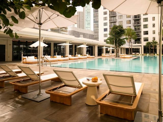 Flow Miami Studio Apartment for Rent at 698 Ne 1st Ave, Miami, FL 33132 Park West