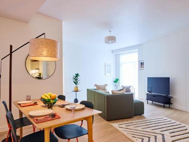 Flow Friars Walk, Reading, 2 Bedroom Apartment