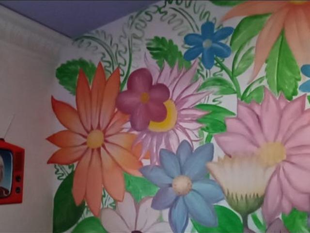 FLOWER POWER BEDROOM