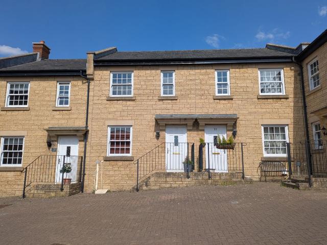 Flowers Yard, Chippenham SN15, 2 bed property to rent, £1,100 pcm | PrimeLocation